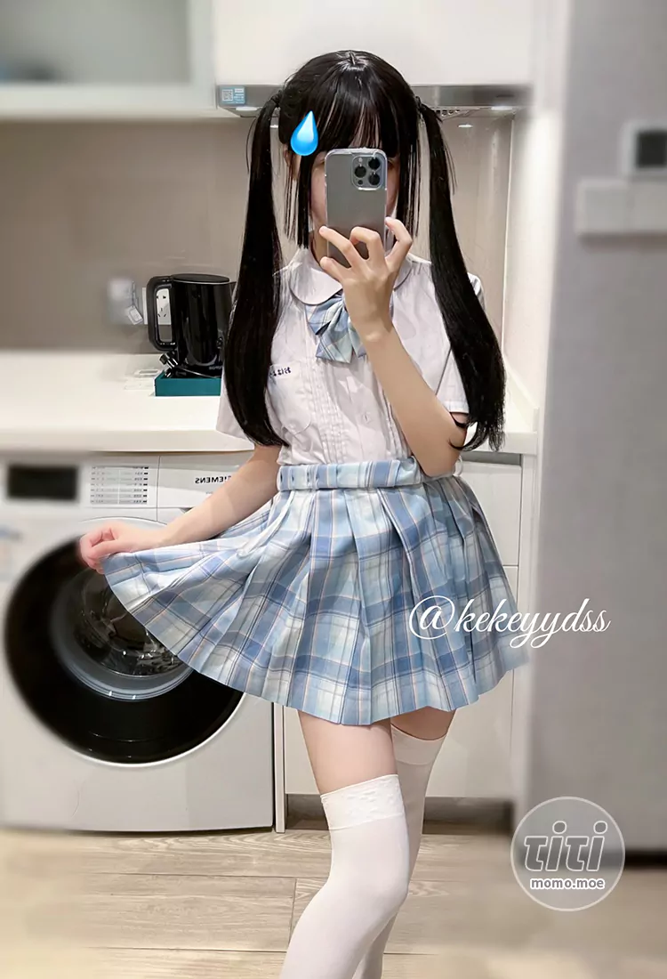 可可yyds(kekeyydss) 写真图集 [127P+4V-110MB] – Titi 社