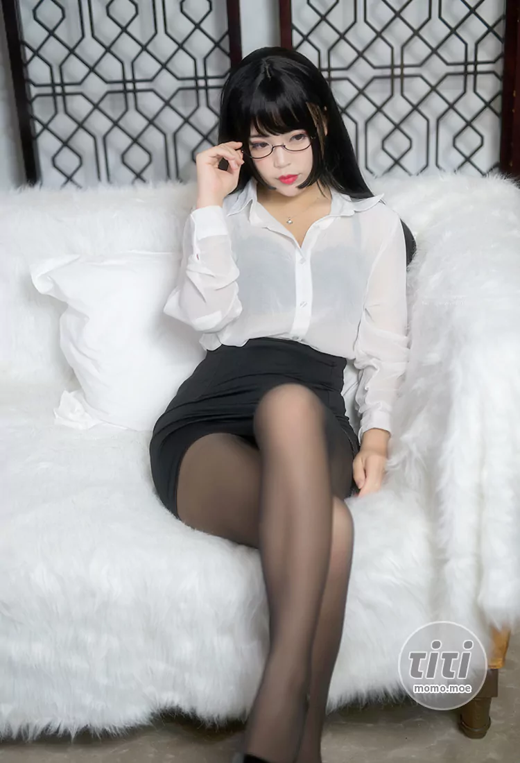 白烨 – NO.050 家庭教师 [67P-117MB] – Titi 社