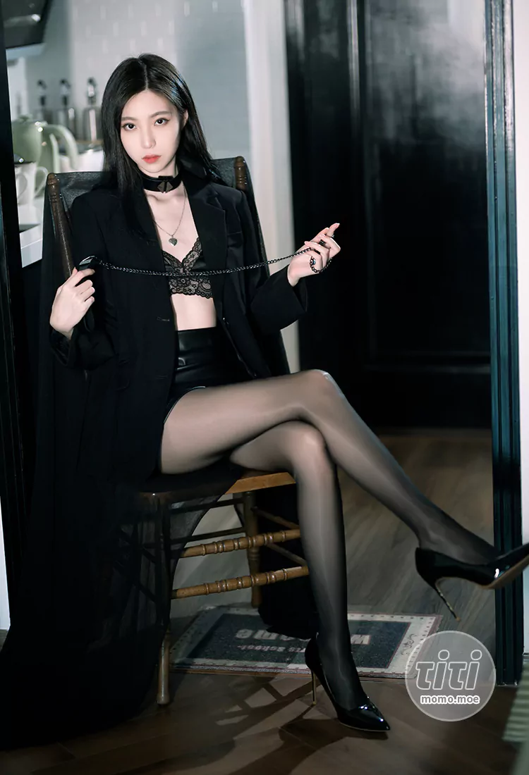 许岚LAN – NO.020 黑丝西装 [40P-453MB] – Titi 社