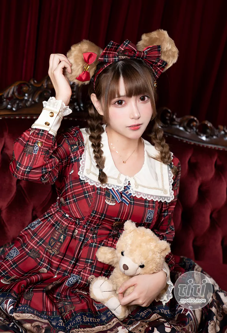 凛子酱 – NO.017 Lolita 泰迪熊 [10P-24M] – Titi 社